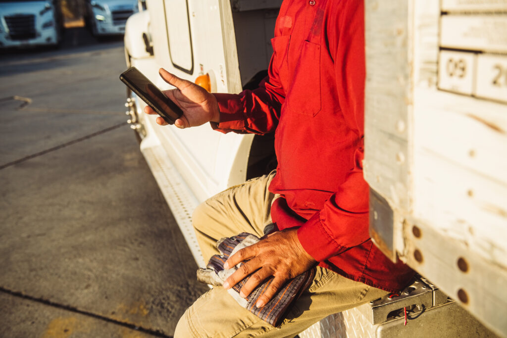 QuickPay for Truckers - Loads Paid Faster | Convoy Platform